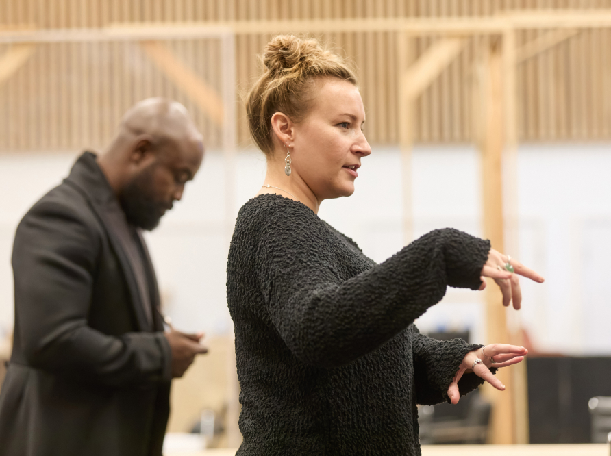 Zoé Ford Burnett: "The Lehman Trilogy is such a very human way to ...