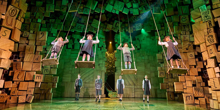 Matilda The Musical Reviews | by Stagedoor Editors on Stagedoor