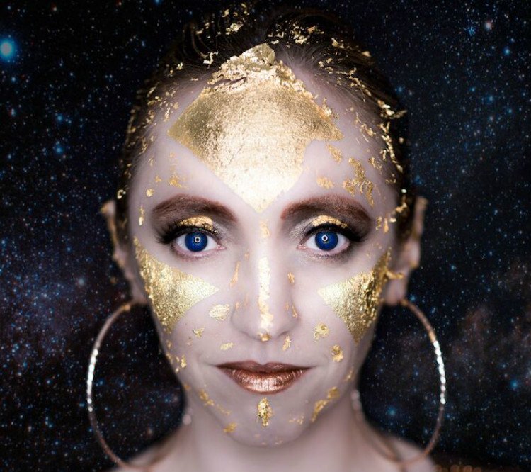 Book Gemma Arrowsmith: Earthling Tickets - Comedy Tickets - Seating ...